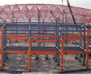 Interaction between space frame structure and column